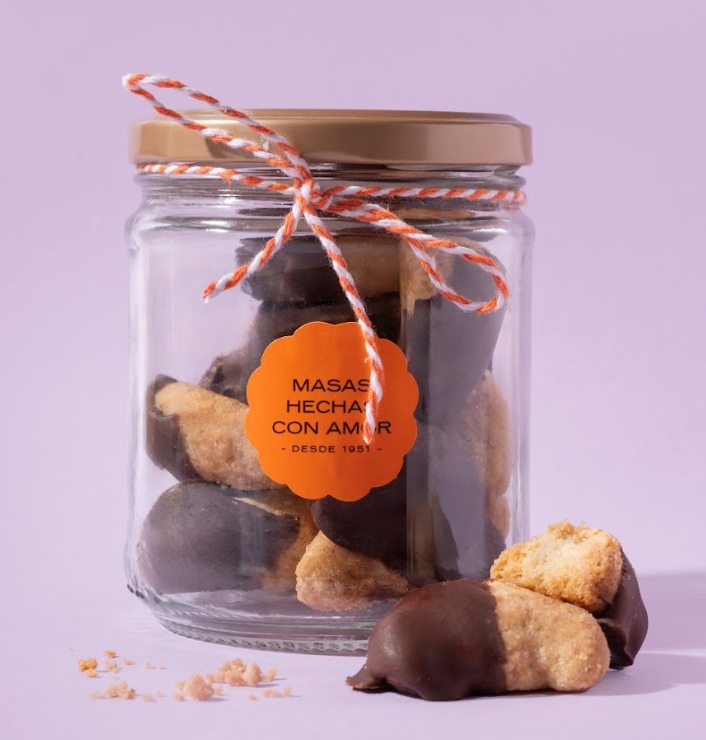 Cachitos de almendra con chocolate – La Cristina Bakery
